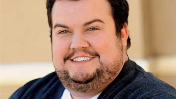 Actor Nick Mundy Talks Working With Chris Jericho, The Rock, Booking ...