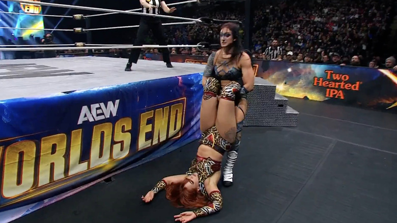 AEW Worlds End Results 12/27 - AEW World Championship Four-Way, 2025 ...