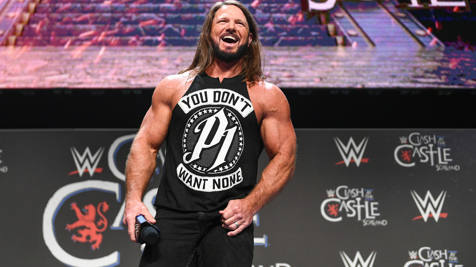 AJ Styles Returns On WWE SmackDown, Appears To Suffer Injury In First Match Back