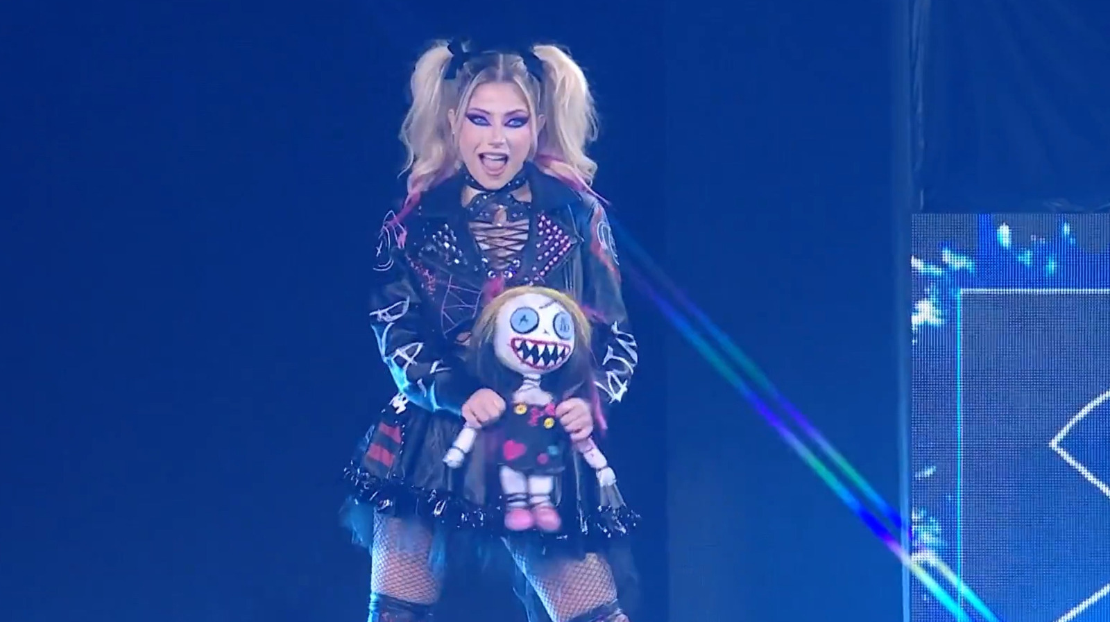 Alexa Bliss Ends Two-Year WWE Absence, Enters Women's Royal Rumble In ...