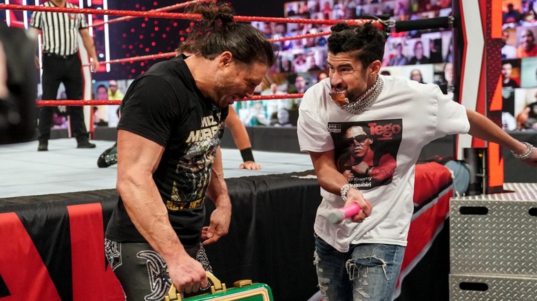 Bad Bunny Training For WWE In-Ring Debut