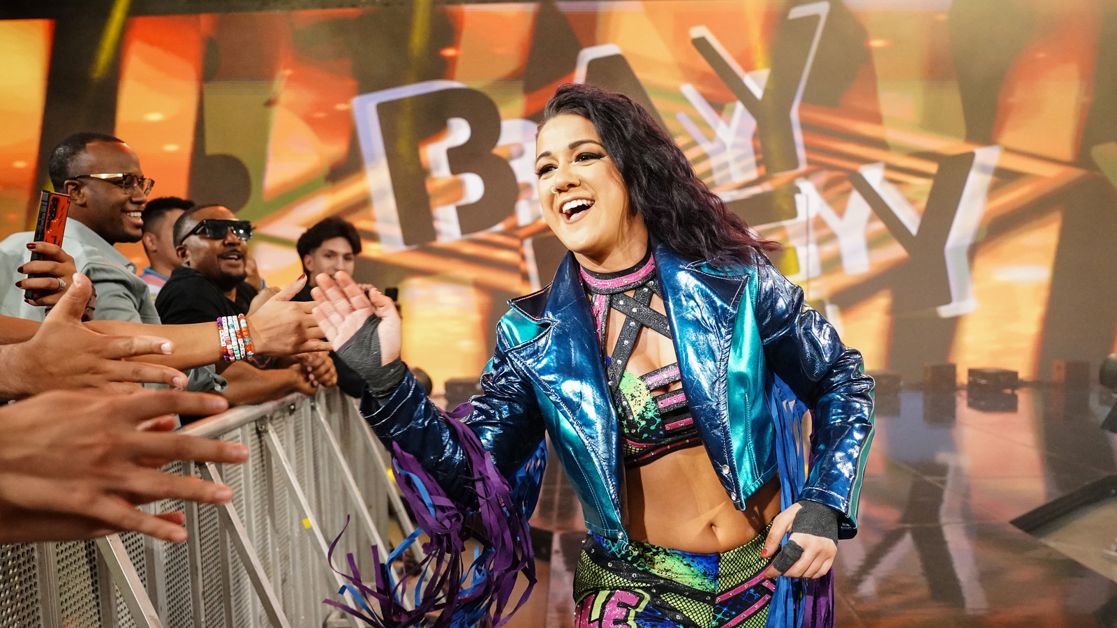 Bayley Defeats Naomi On WWE SmackDown, Will Challenge For Nia Jax's ...