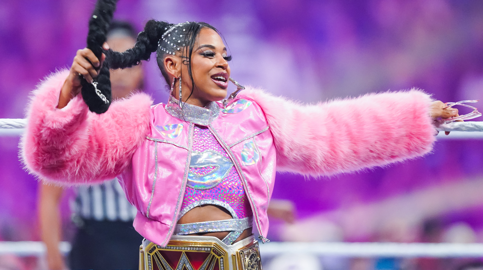Bianca Belair Discusses Favorite WWE Ring Gear, Fashion Industry ...