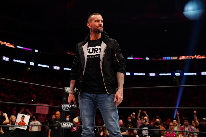 CM Punk Blasts Autograph Chasers, Defends Jumping Into AEW Crowd
