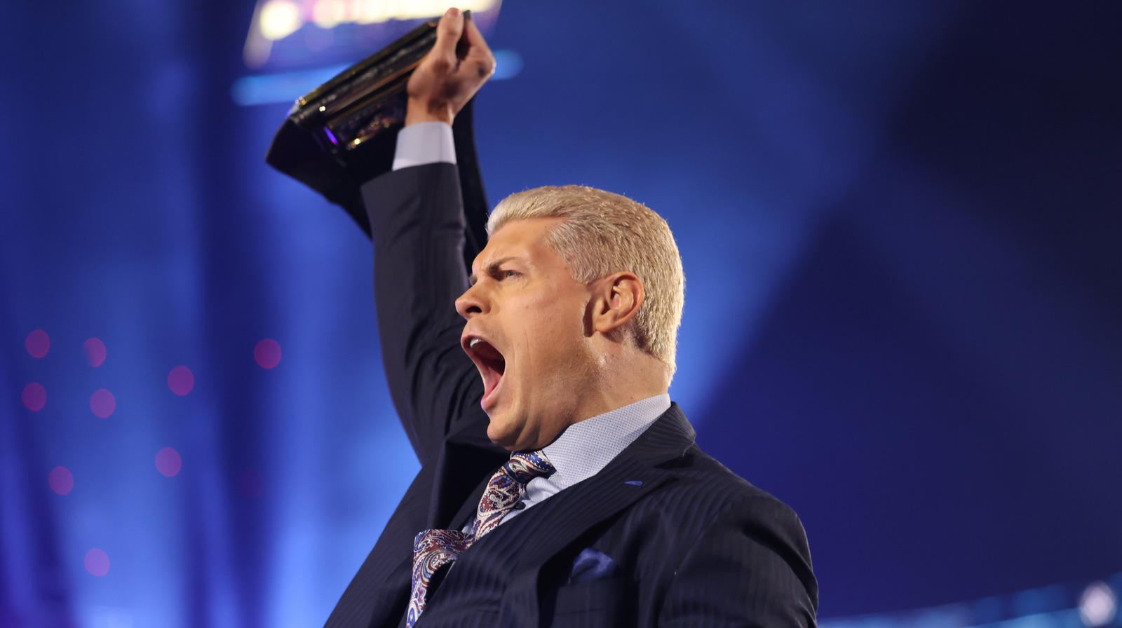 Cody Rhodes, Seth Rollins Exchange Heated Words On WWE Raw Following ...