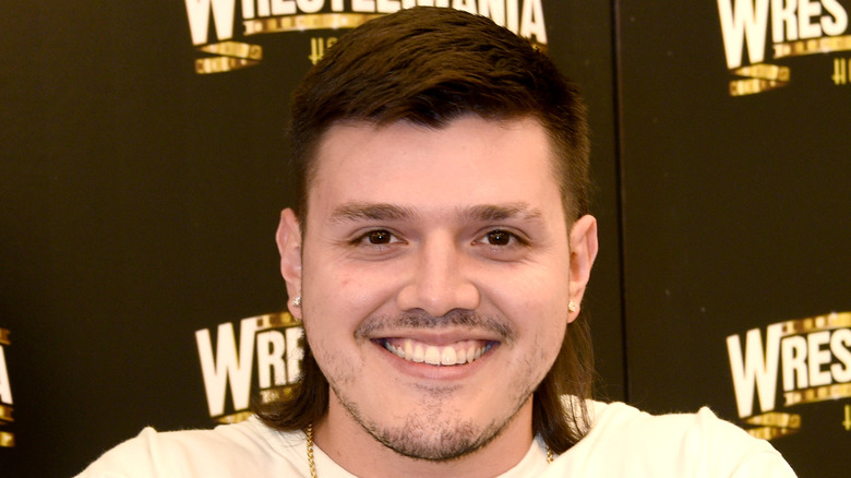 Dominik Mysterio Debuts New Look On WWE Raw Dominik Mysterio Debuts New Look On WWE Raw