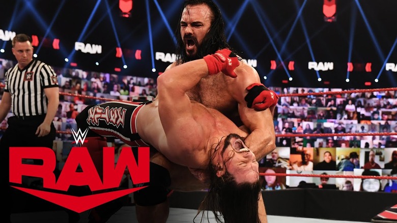 Elimination Chamber Gauntlet Match On rAW - Part 2