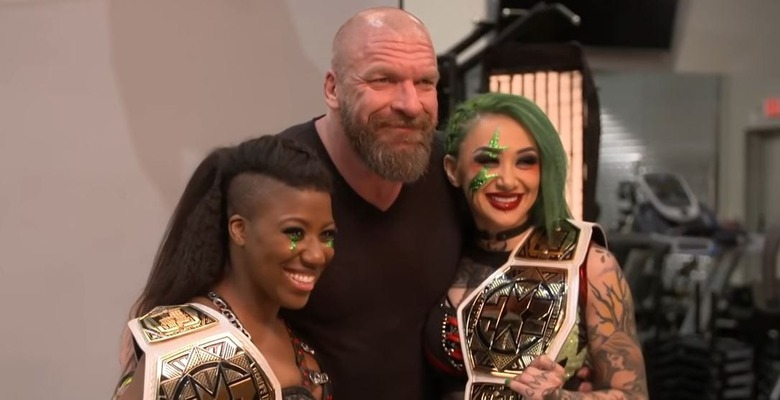 Ember Moon Makes Wwe Nxt History Triple H Congratulates Moon And Shotzi Blackheart