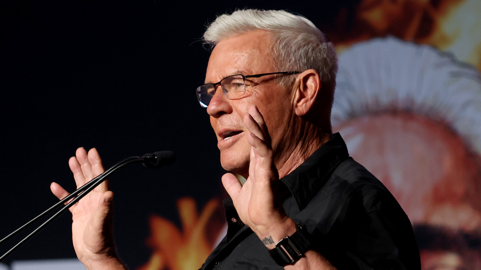 Eric Bischoff Calls WWE Alum One Of The 'Most Powerful' Characters Of ...