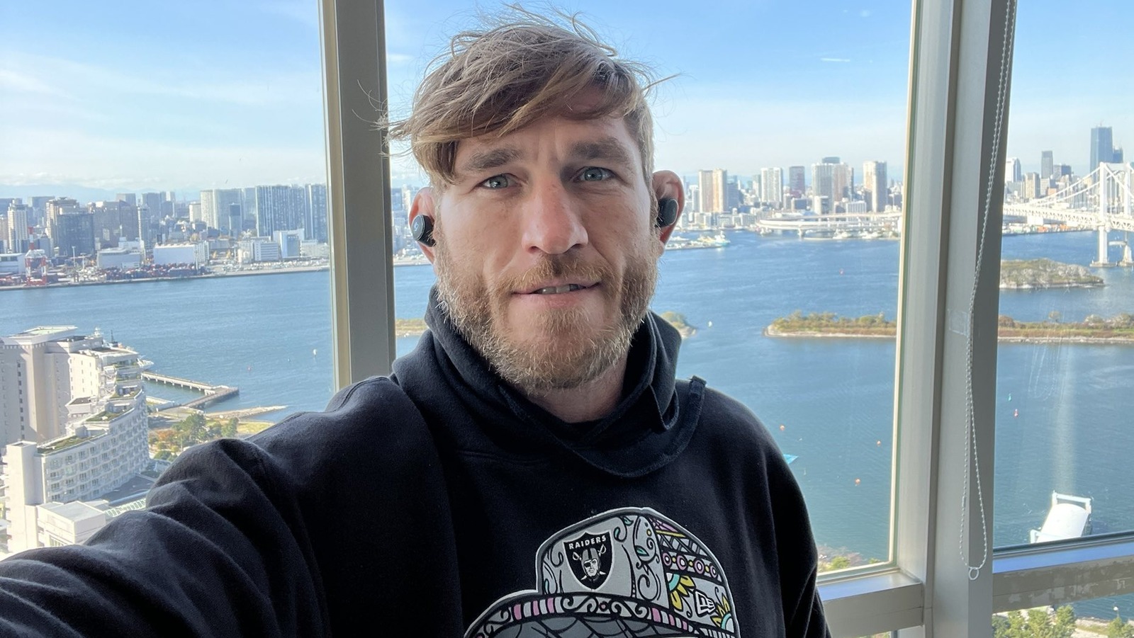 Filthy Tom Lawlor Says This AEW Star Will Be Bigger Than LA Knight In 5 ...