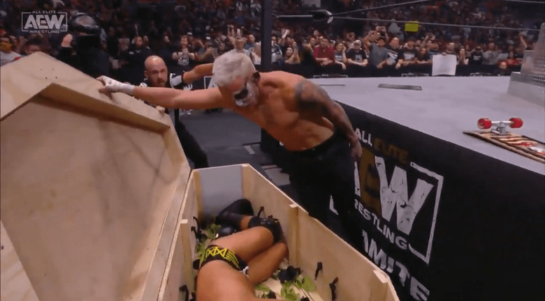 First-Ever AEW Coffin Match Takes Place At Dynamite: Fyter Fest