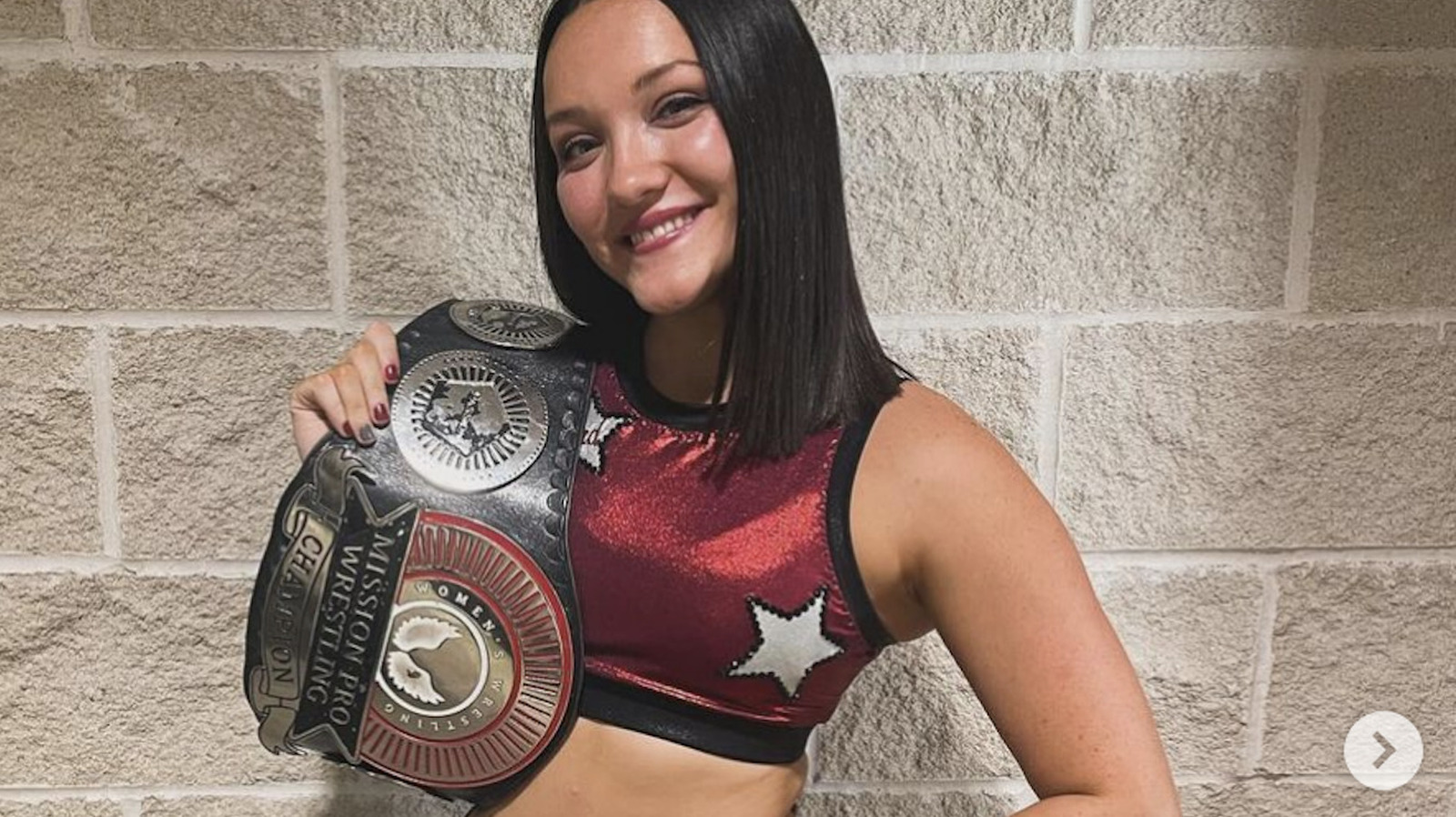 Former Bayley Superfan Izzy Moreno Says She Has 'Really Connected' With ...