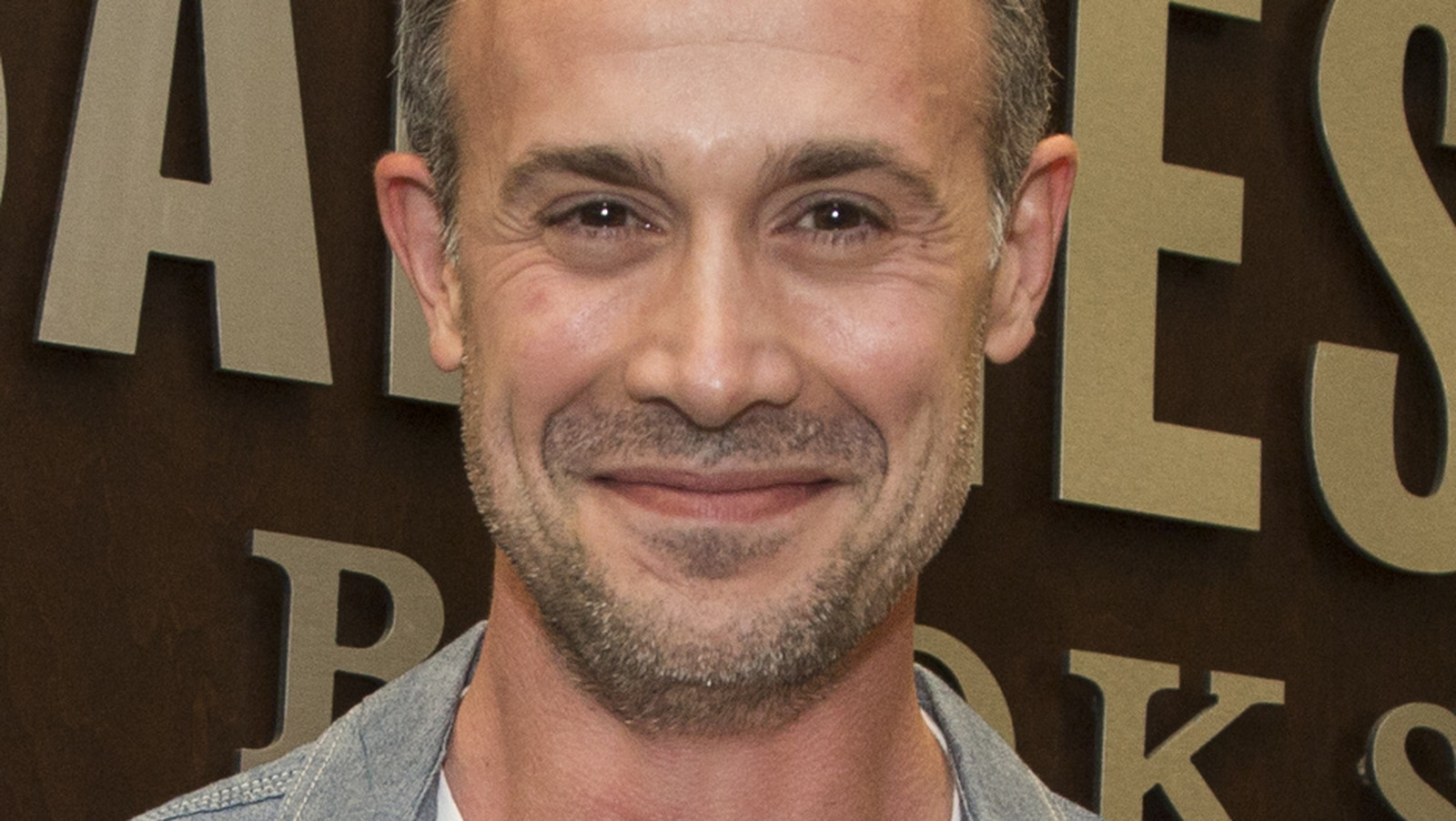 Freddie Prinze Jr Names Single Worst Moment In Pro Wrestling freddie-prinze-jr-names-single-worst-moment-in-pro-wrestling