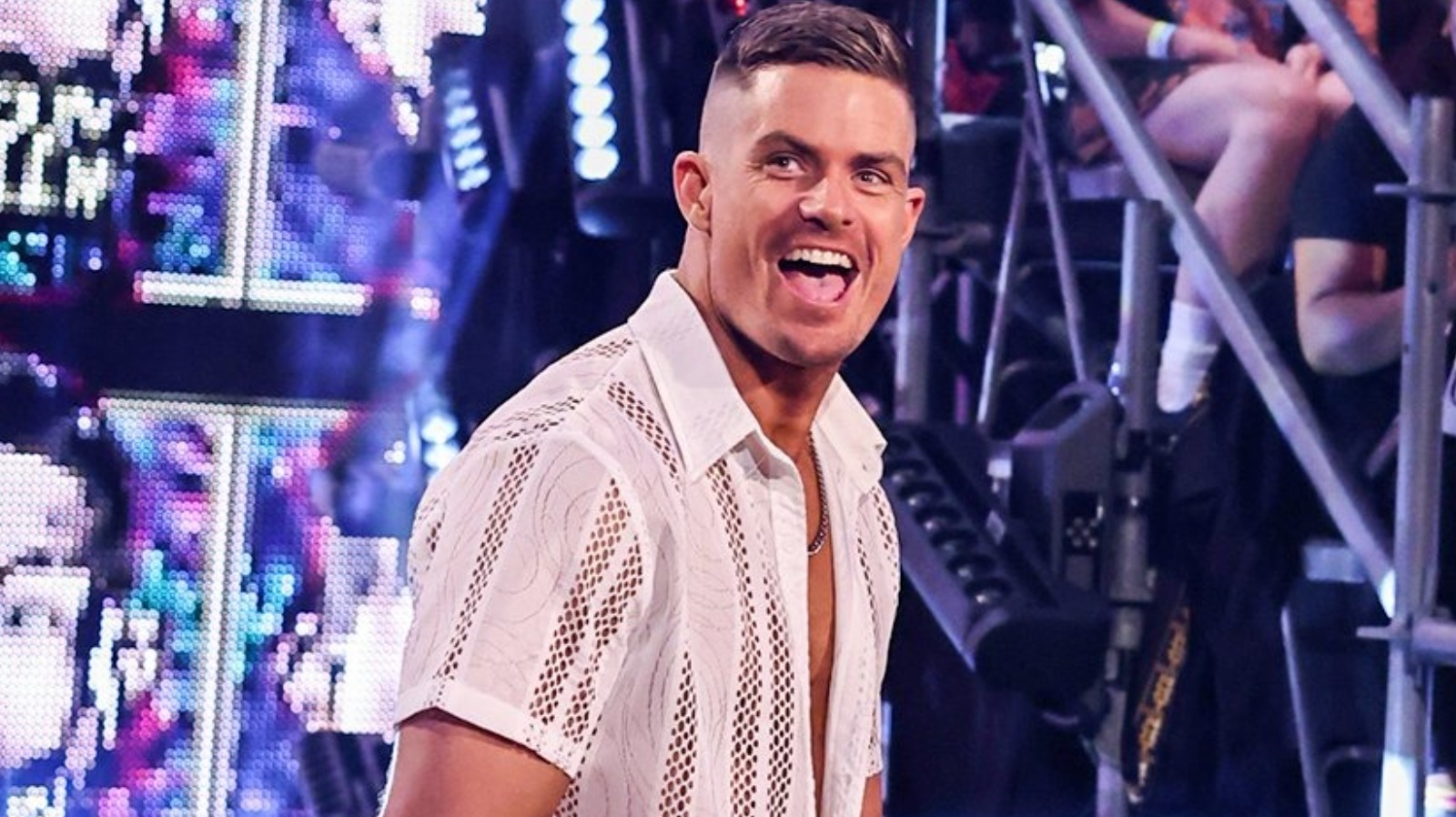 Grayson Waller Shows Off Gruesome Welts On His Back, Does Not Appear On ...