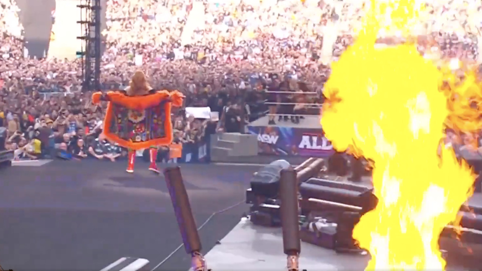 Jamie Hayter Returns, Confronts Saraya & Entire Knight Family On AEW ...