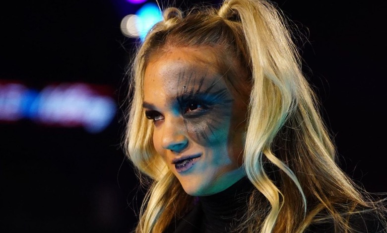 Julia Hart Describes House Of Black’s Dynamic Backstage At AEW Julia Hart Describes House Of Black’s Dynamic Backstage At AEW