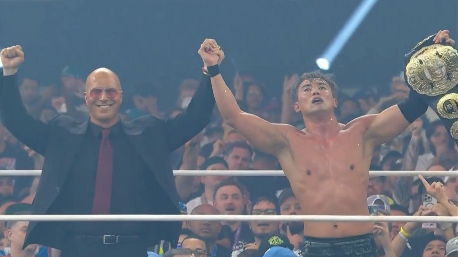 Kazuchika Okada Defeats Kenny Omega, Becomes First-Ever AEW Unified ...
