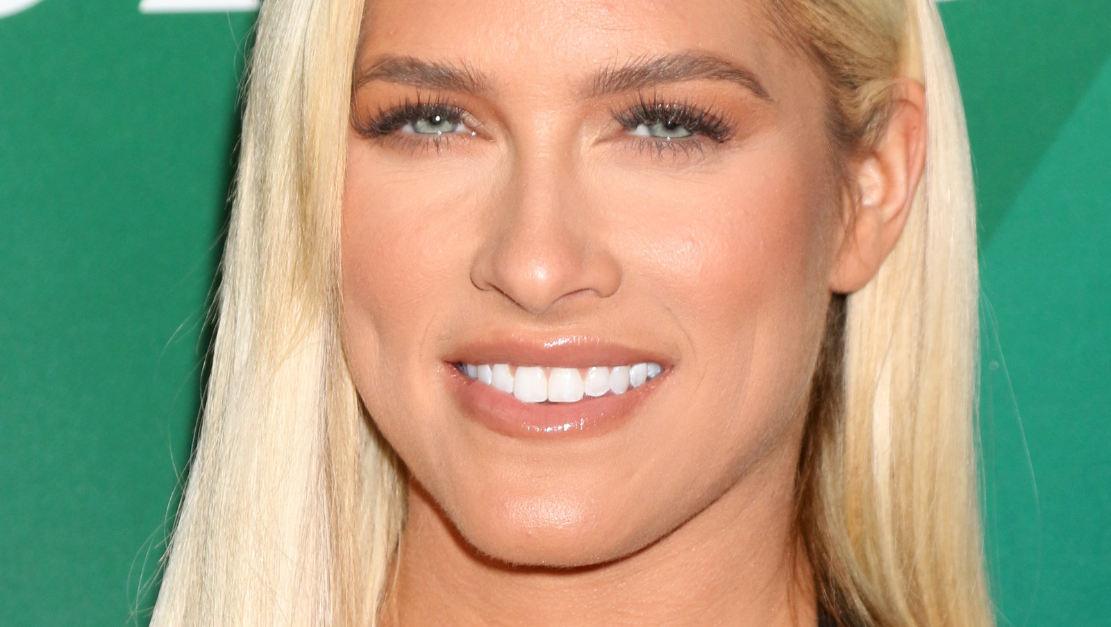 Kelly Kelly Shares The Various Things She Does And Does Not Miss About ...