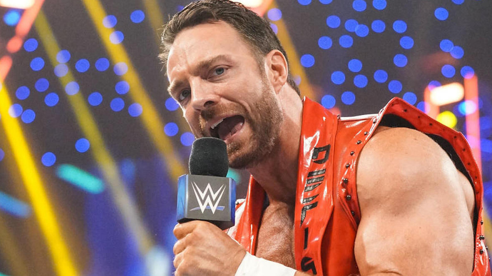 LA Knight Reportedly Signing New Long-Term WWE Deal, To Become Top ...