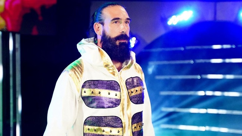 Luke Harper Returns At WWE Clash Of Champions (Videos, Photos)
