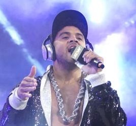 Max Caster Names AEW Star He Wants To Roast: “He Would Be So Angry”