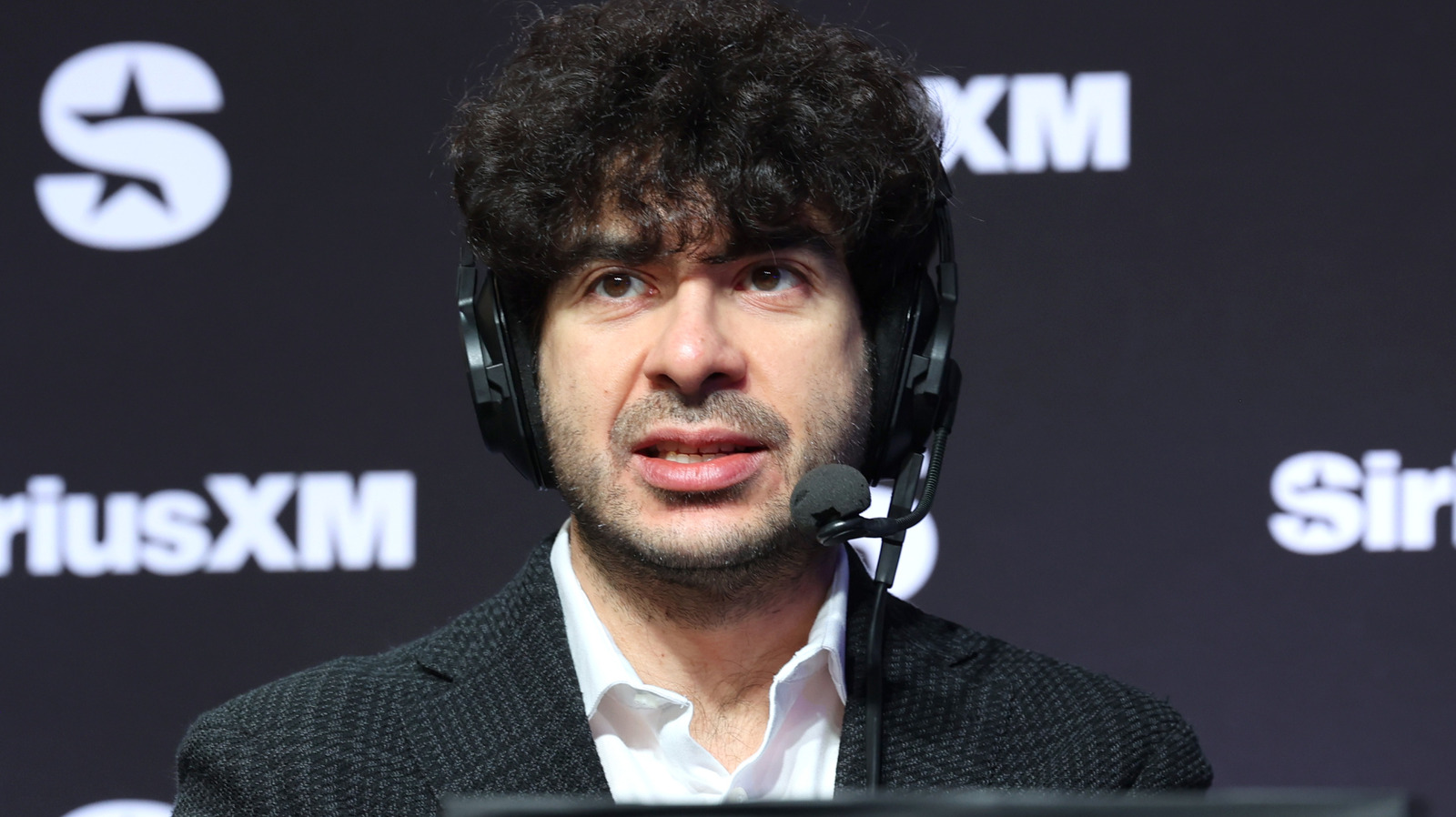 Mysterious Symbol On WWE Raw Has Fans Excited For Potential Debut Of ...