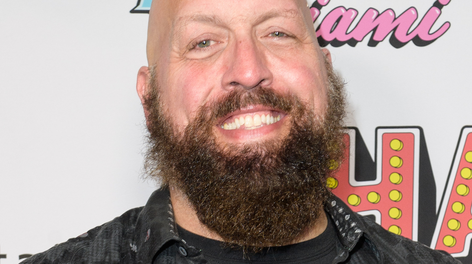 Paul Wight Opens Up About Spending 11 Weeks In A Wheelchair After Knee ...