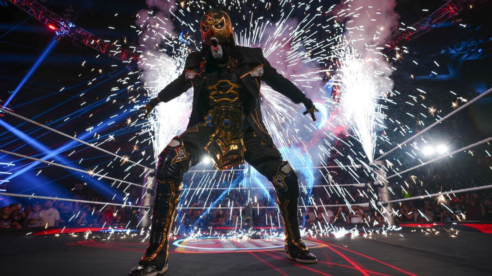 Penta Retains IC Title In High-Energy WWE Raw Defense Against Je'Von Evans