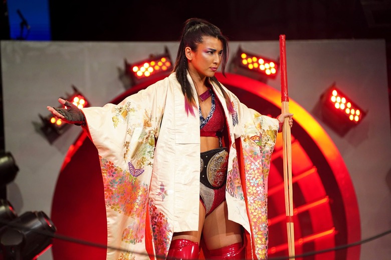 Photo: AEW Star Hikaru Shida Teases Changing Her Look