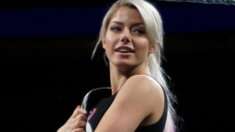Ramblin' Rabbit Getting Involved In The Alexa Bliss - Nikki Cross ...