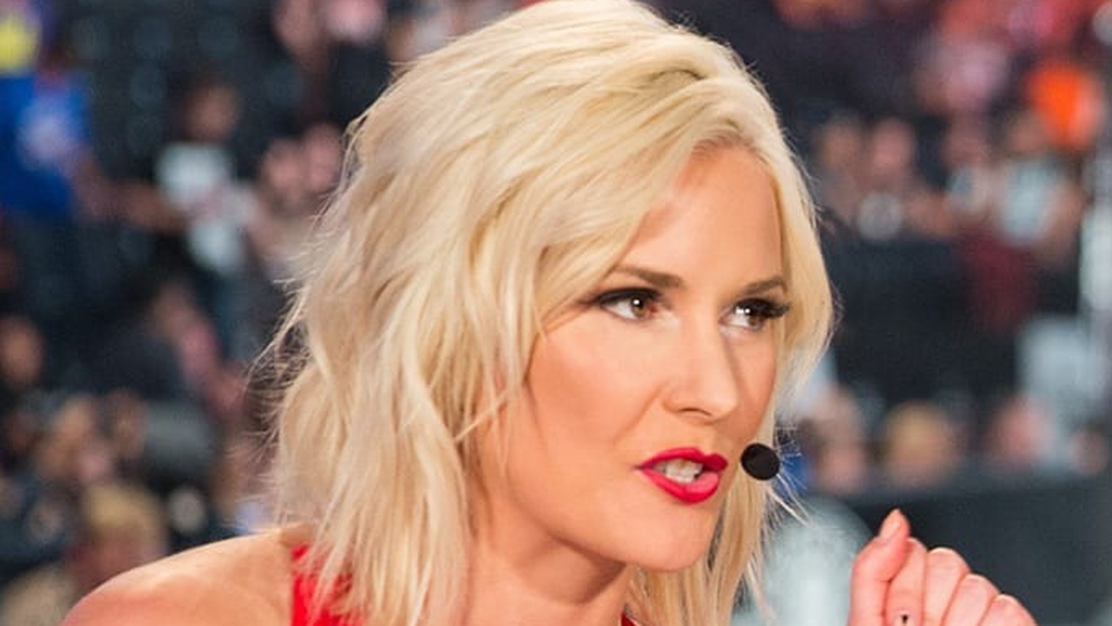 Renee Paquette Chastises AEW Star Following Jon Moxley Dynamite Match