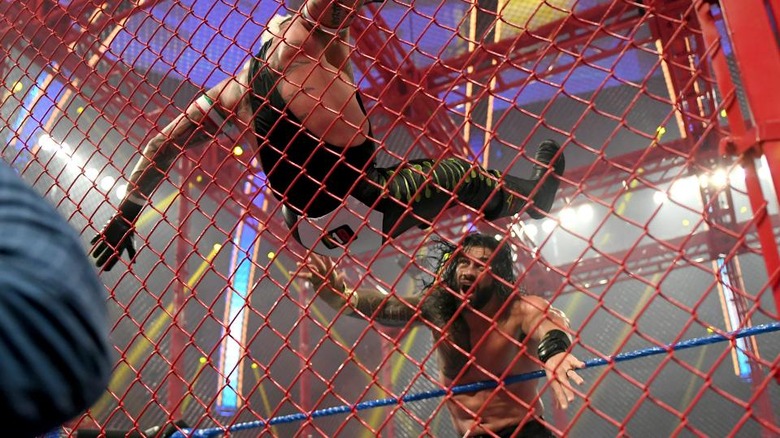 Roman Reigns Wins Hell In A Cell, The Usos Storyline Update, Dominik ...