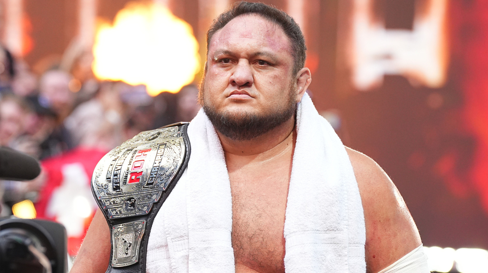 Samoa Joe Returns On AEW Dynamite Maximum Carnage, Defends HOOK From The Patriarchy