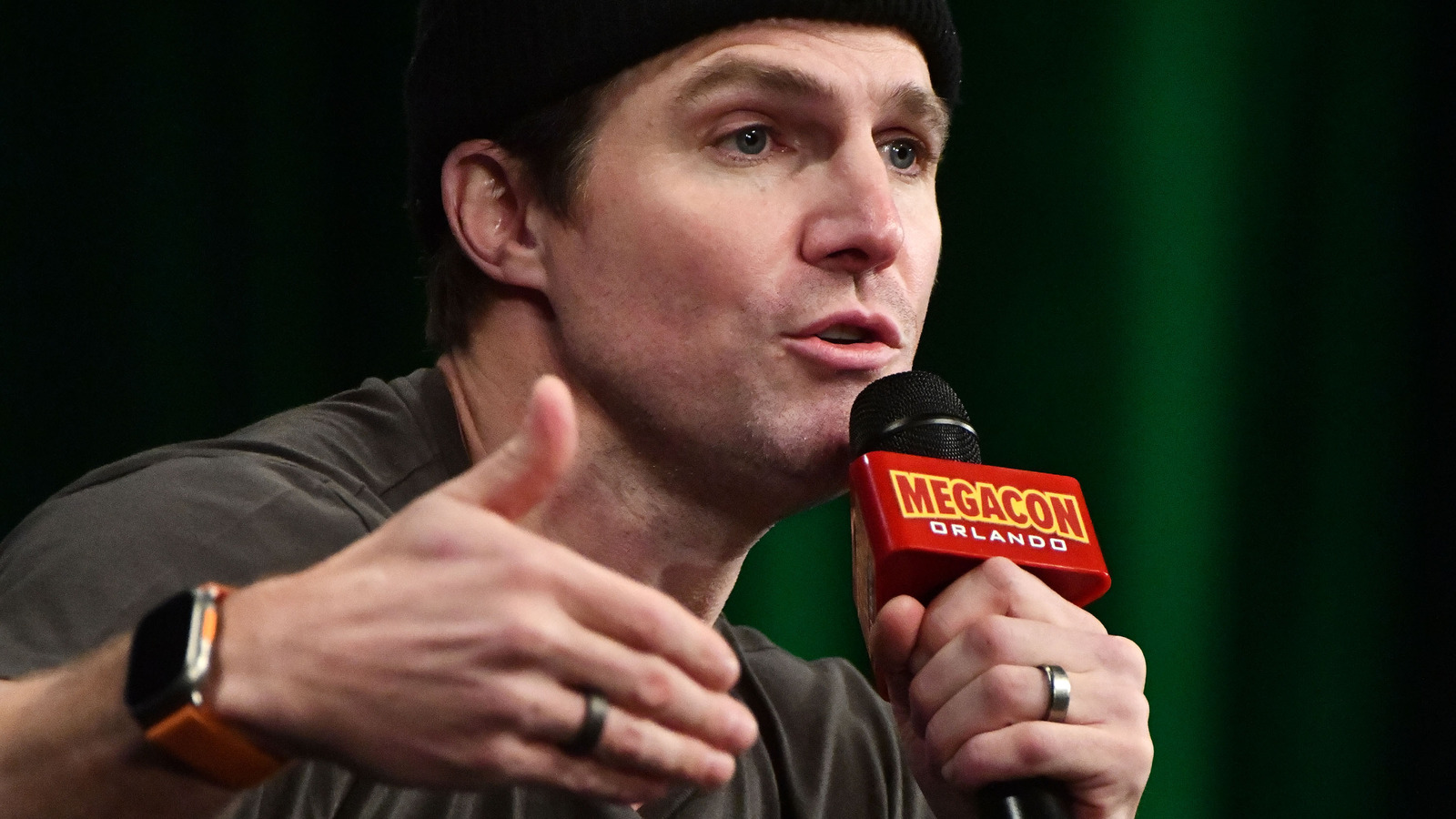 Stephen Amell Looks Back On All In 2018 Match With AEW's Christopher ...