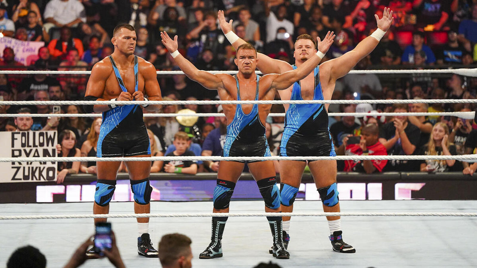 Texas Crowd Revives Old Kurt Angle Chant After Creed Bros Debut New ...
