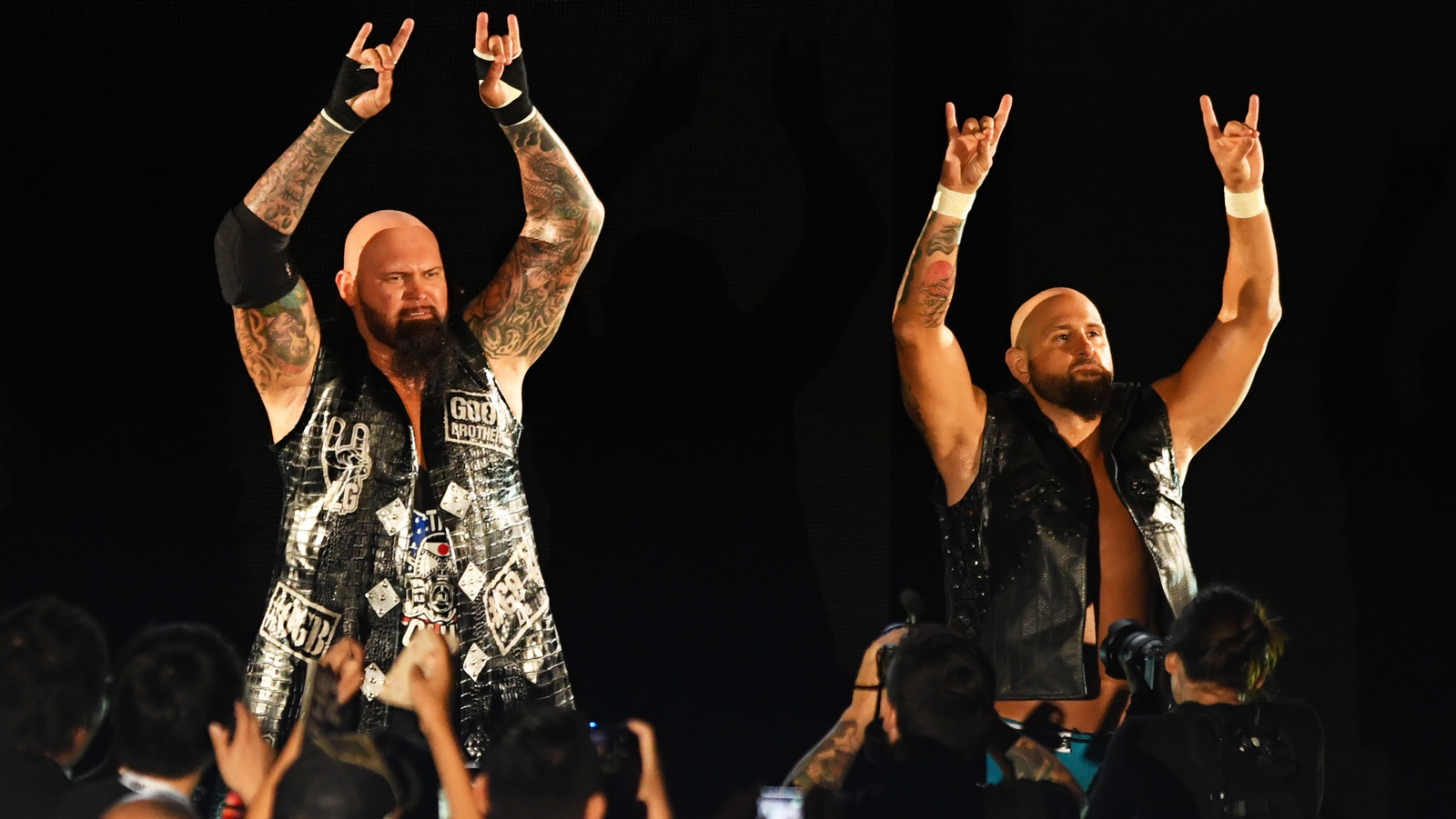 The Good Brothers Praise Chicken Farm Invasion Storyline With The Briscoes