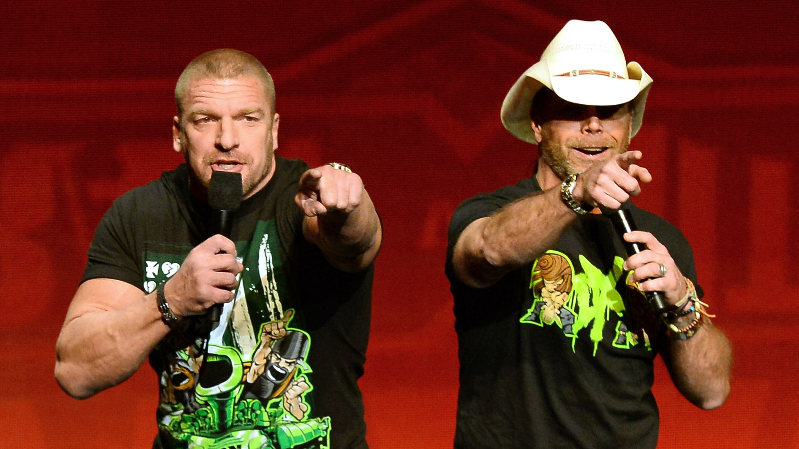 Triple H & Shawn Michaels Share Funny WWE Throwback To DX State Of The ...