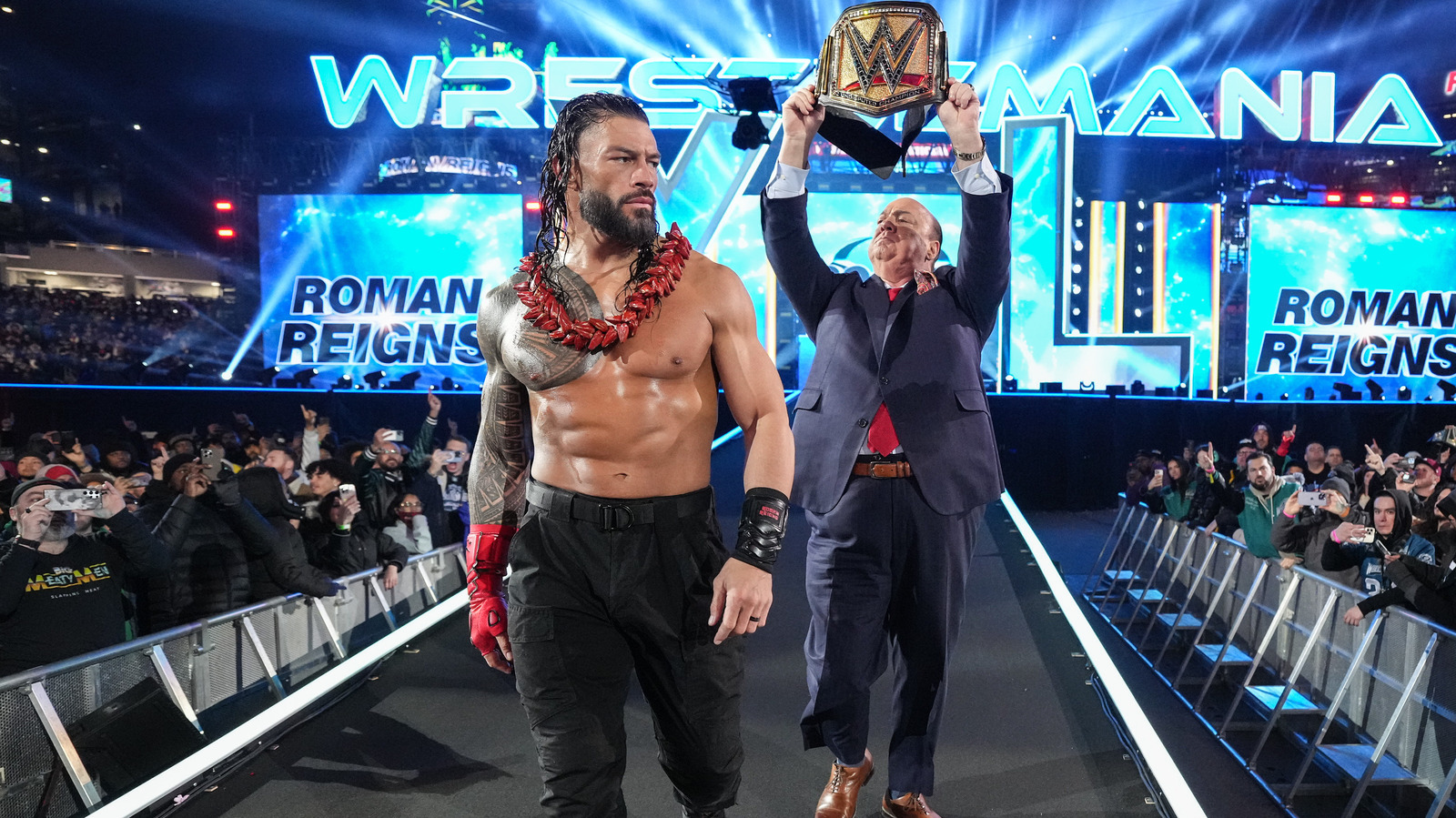 Video Roman Reigns And Paul Heyman Share A Moment At Wwe Wrestlemania 40
