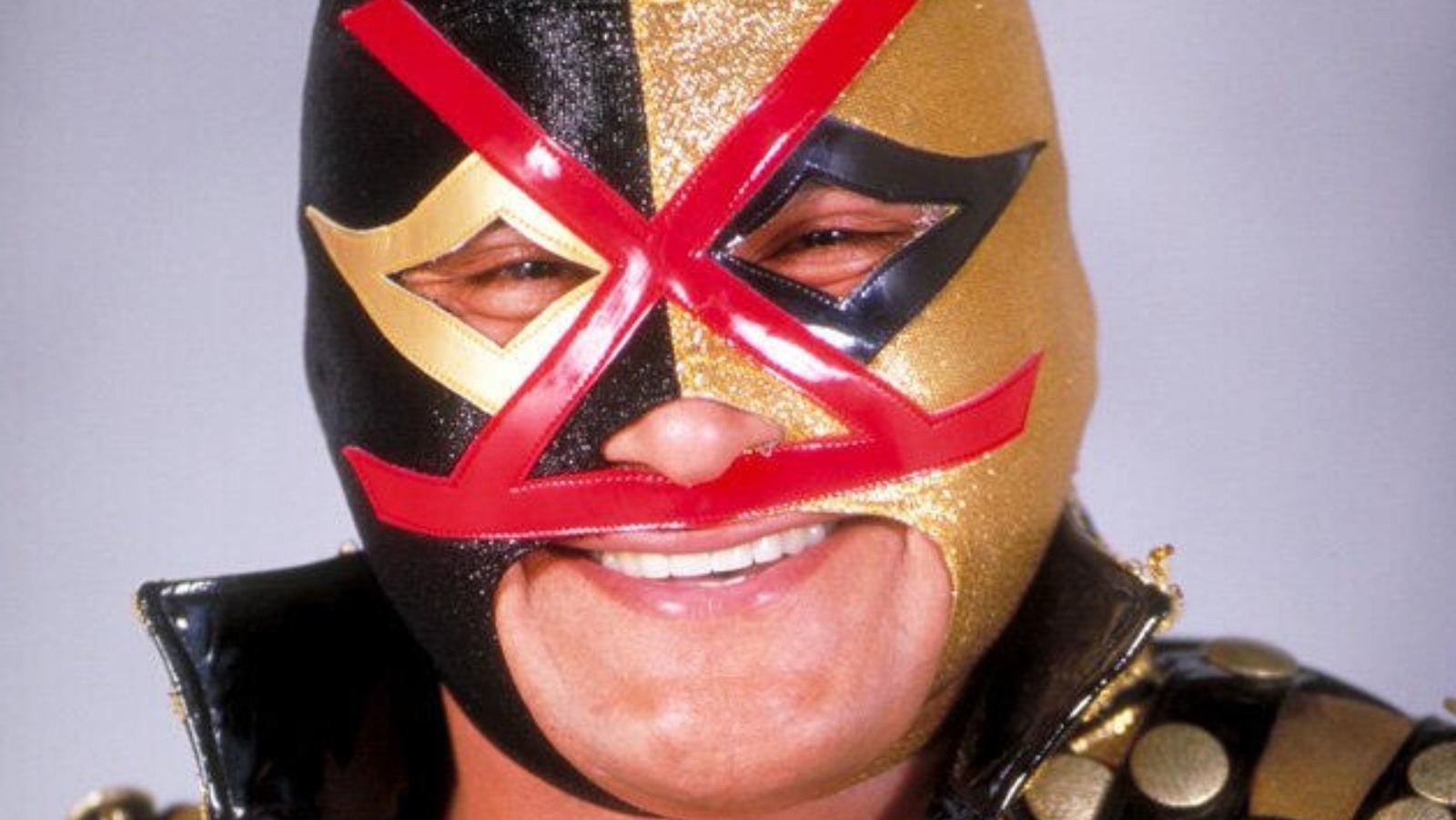 Villano V Dead, Masked Lucha Libre Star Ray Mendoza Jr. Reportedly Dies ...