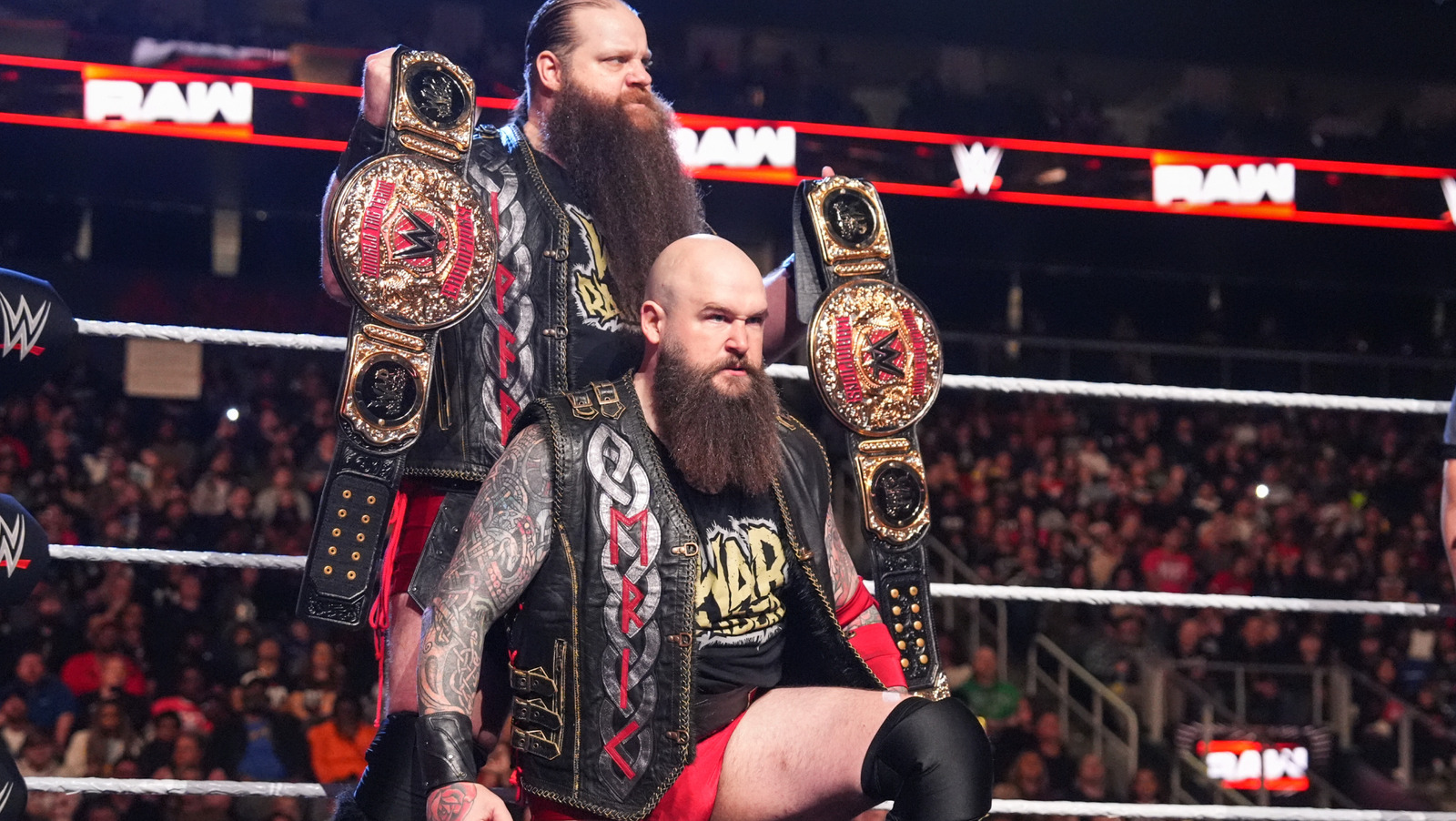 War Raiders Emerge Victorious In WWE Tag Team Title Battle With Creed ...