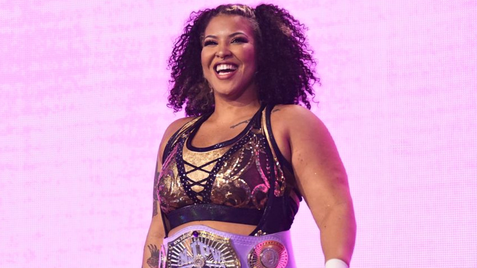 Willow Nightingale Weighs Converging AEW Rivalries With Julia Hart And ...