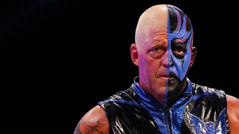 WWE Crew Member Passes Away, MSU "Yes!" Shirts Being Sold, Goldust ...