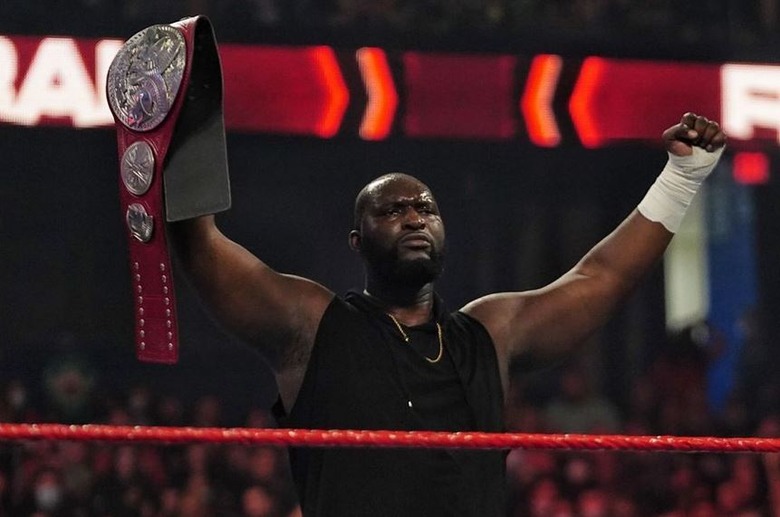 WWE Debuts New Entrance For Omos As He Wrestles Second Main Roster ...