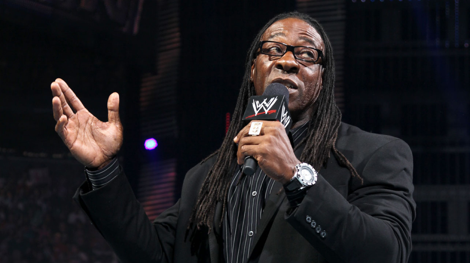 WWE Hall Of Famer Booker T Gets Candid About Hitting Jerry Lawler With ...