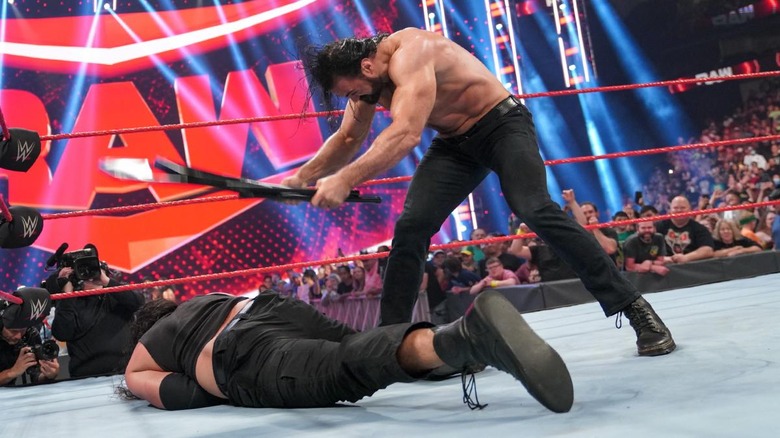 WWE Hall of Famer Critical Of Chair Shots on RAW