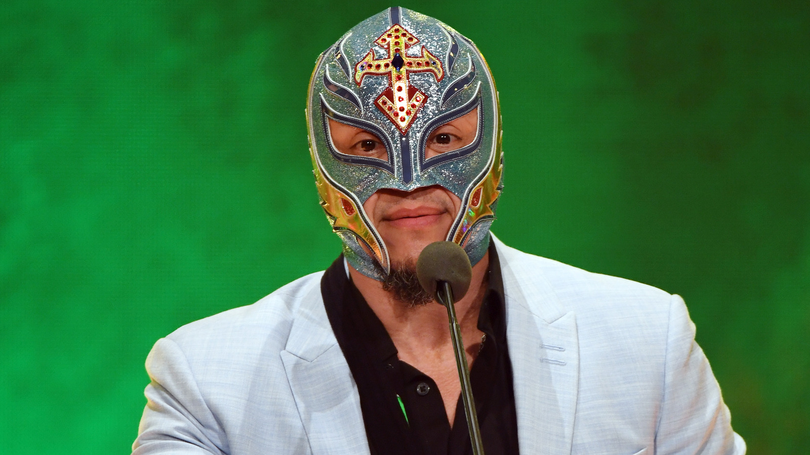 WWE Hall Of Famer Rey Mysterio Announces His Father Has Died