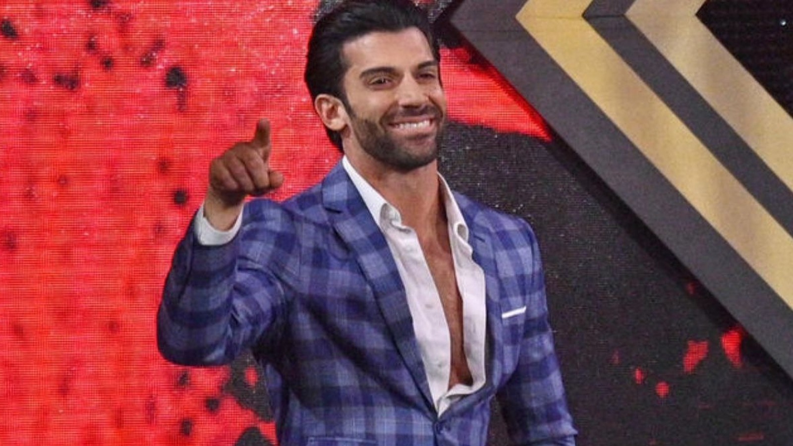 WWE NXT's Robert Stone Explains Why Doing Commentary Is More Difficult ...