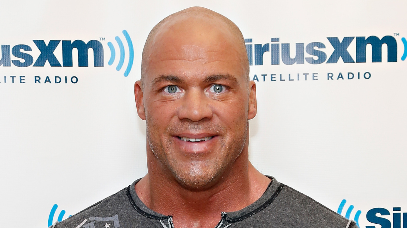 WWE Raw Results (08/29) - New Women's Tag Team Champions Crowned, Kurt Angle Appears