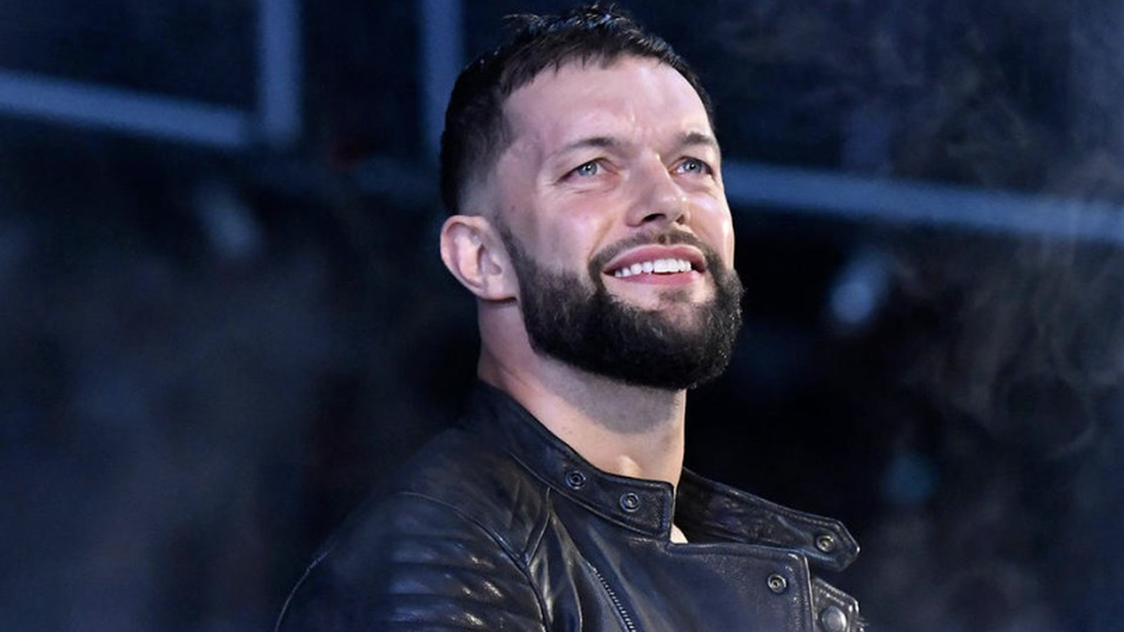 WWE Raw Results 7/24 - World Heavyweight Title Match Contract Signing ...