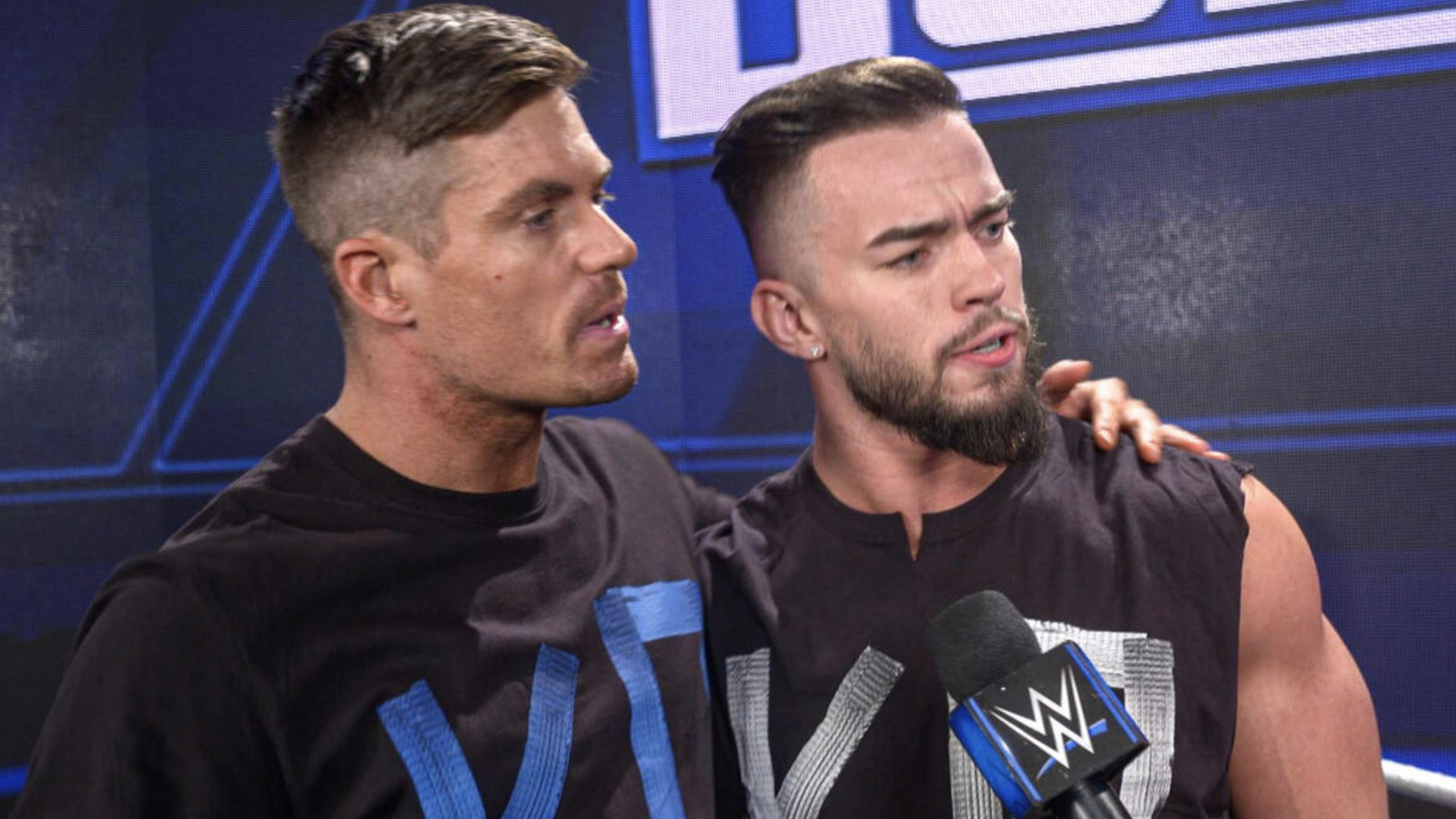 WWE SmackDown Results 5/3 - Cody Rhodes & AJ Styles Meet In The Ring, Tag Team Championship Match